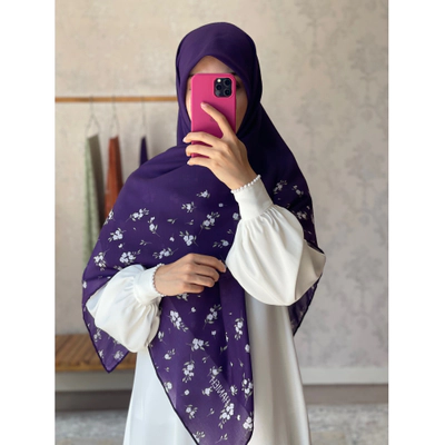 روسری حاشیه گل ریز سفید بنفش